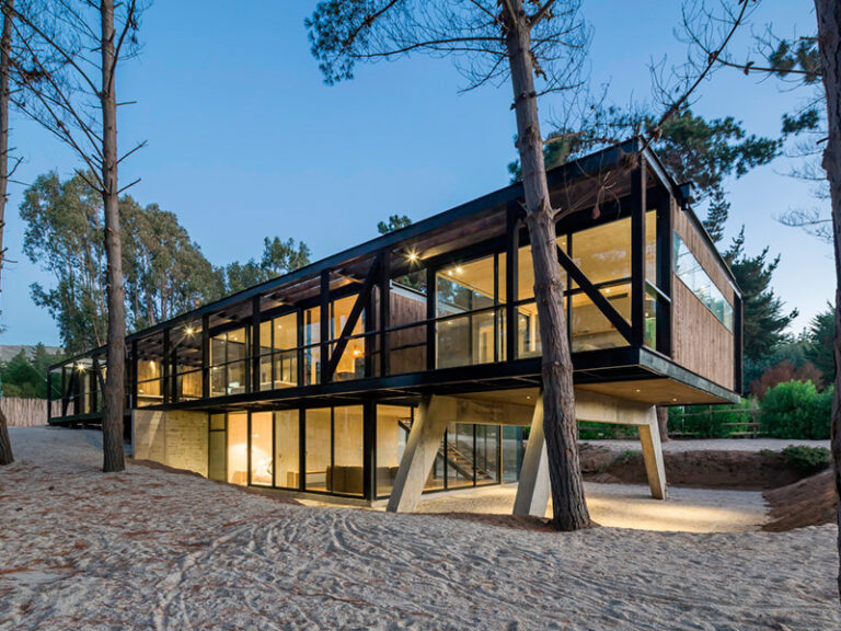 Residential Design Inspiration: Bridge House - Studio MM Architect